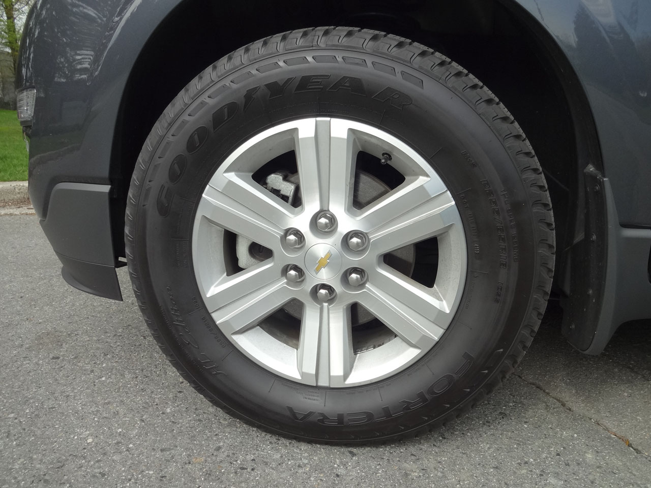 2014 Chevrolet Traverse LT AWD Road Test Review | The Car Magazine