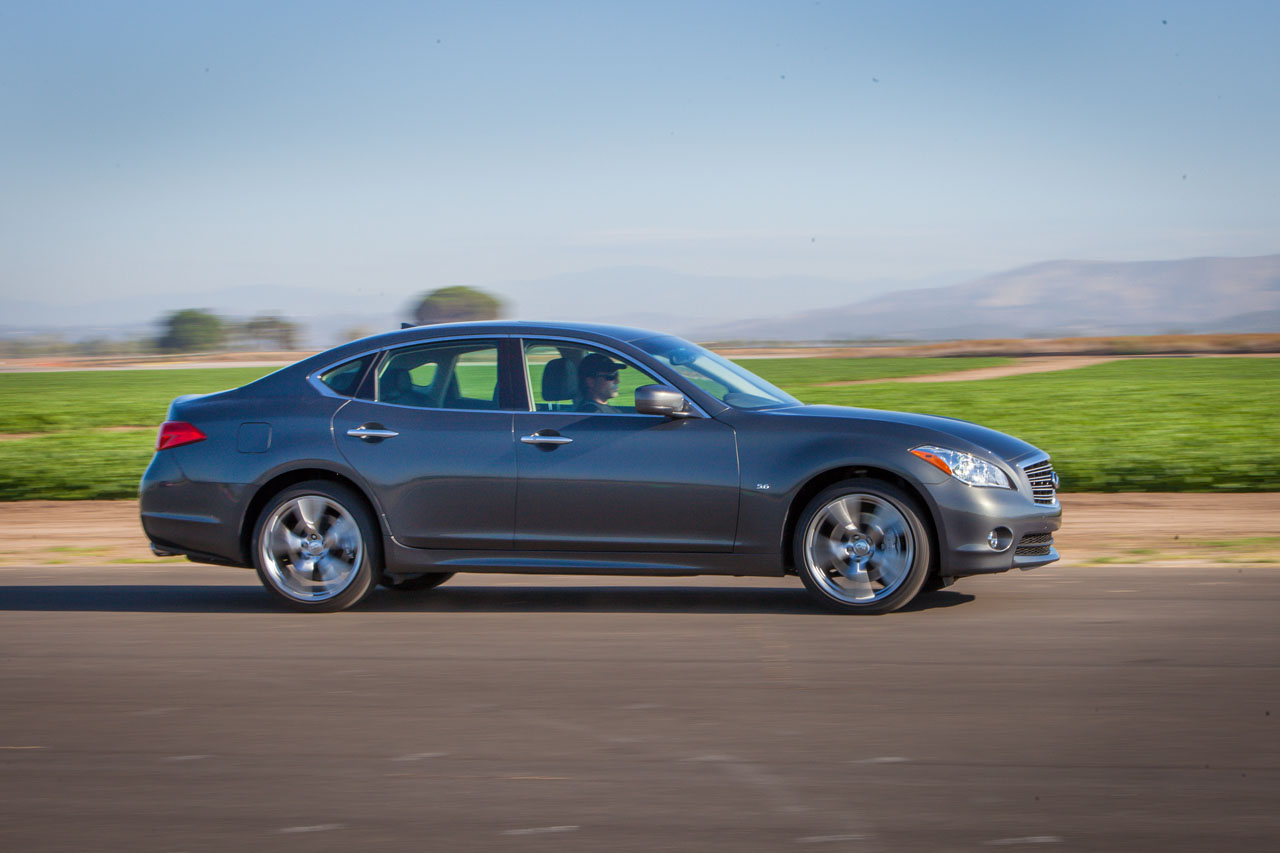 2014 Infiniti Q70 3.7 AWD Sport Road Test Review | The Car Magazine