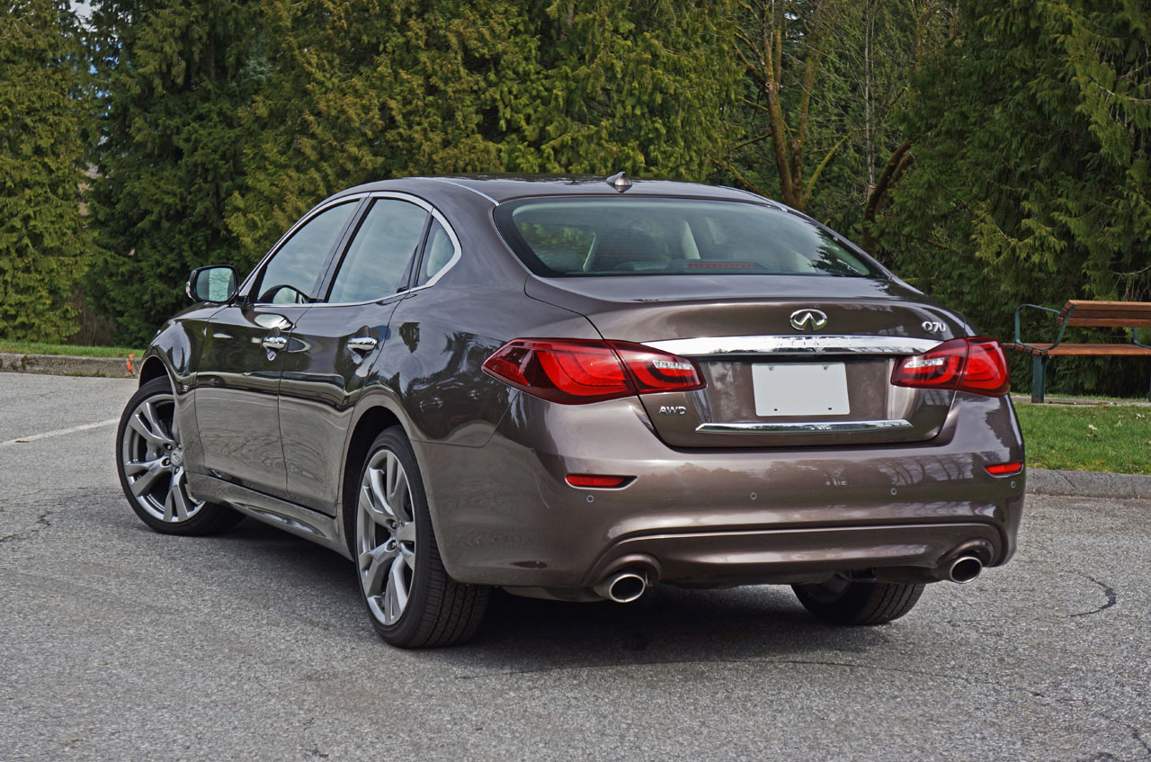2015 Infiniti Q70 3.7 AWD Road Test Review | The Car Magazine