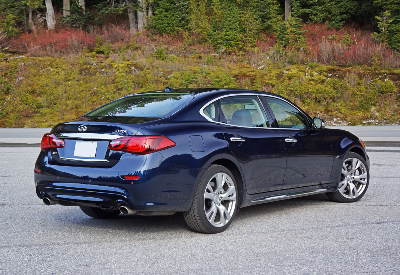 2015 Infiniti Q70L 5.6 AWD Road Test Review | The Car Magazine