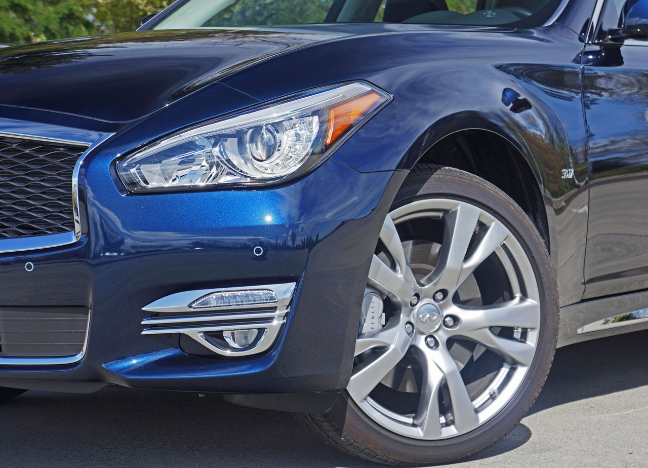 2016 Infiniti Q70L 3.7 AWD Road Test Review | The Car Magazine
