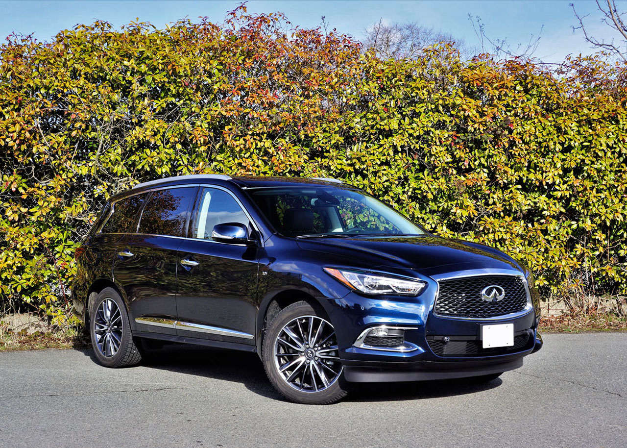 2017 Infiniti QX60 AWD Technology Road Test | The Car Magazine