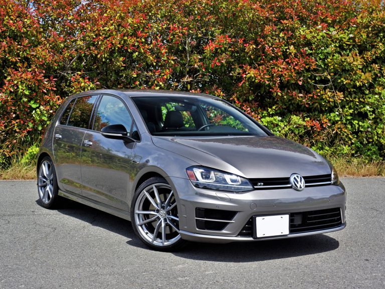alt_17_volkswagen_golf | The Car Magazine